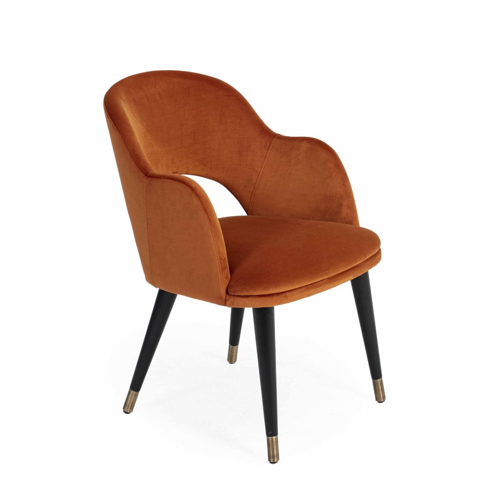 ENZO / PLUS - Leta Contract - Horeca Furniture 🔊