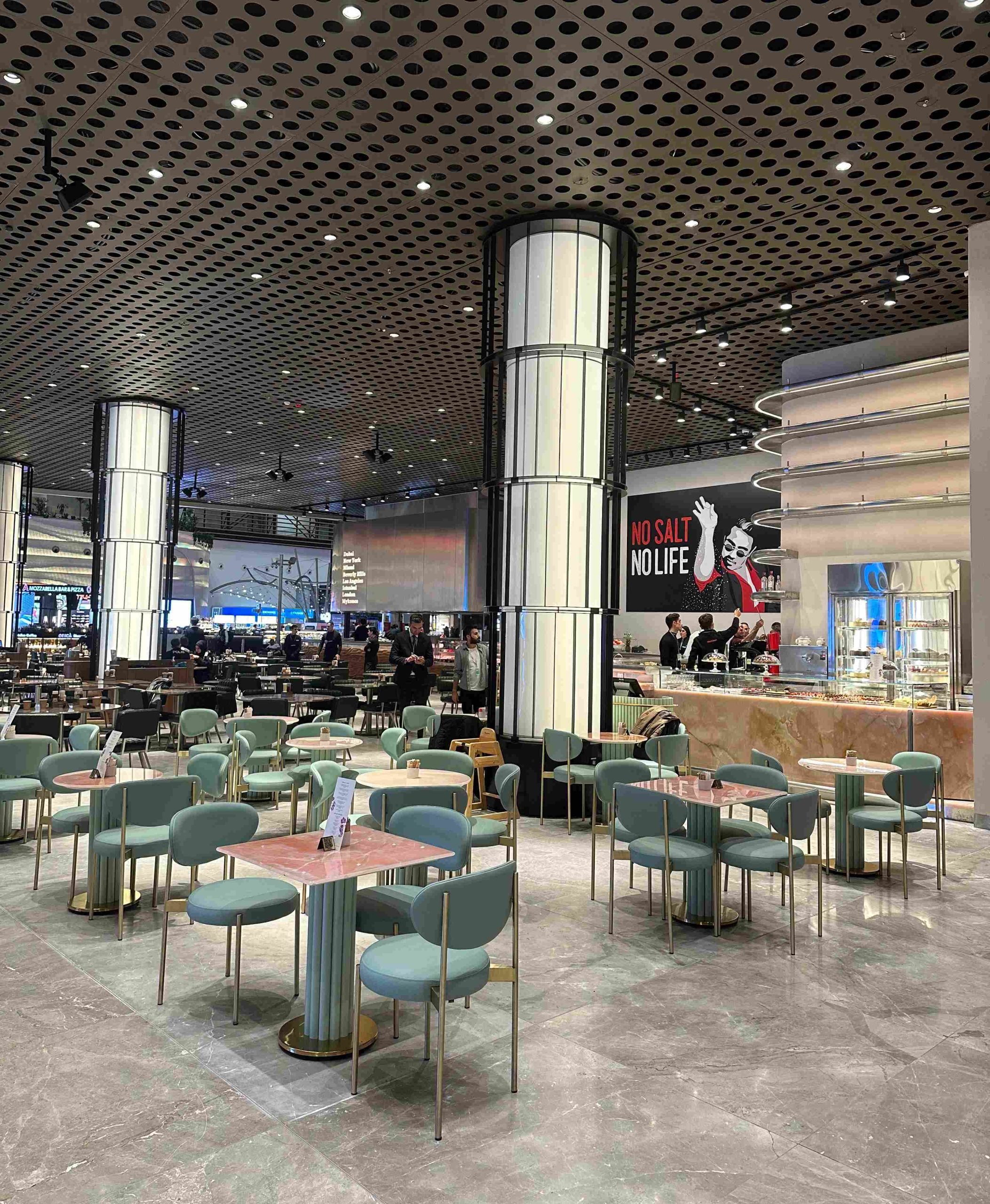 SALTBAE ISTANBUL AIRPORT - Leta Sandalye ️