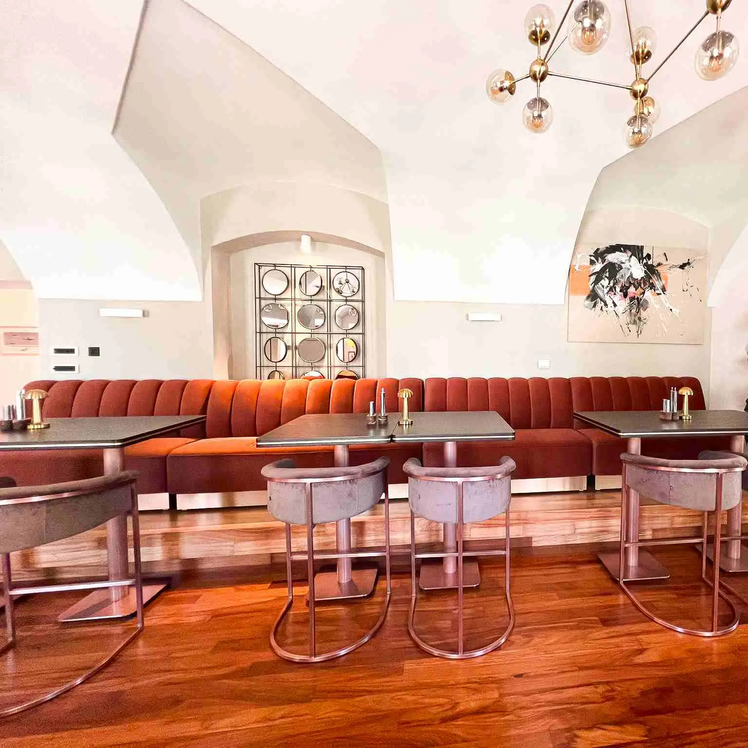 THE FAMILY RESTAURANT CROATIA - Leta Chair - Horeca Project ️