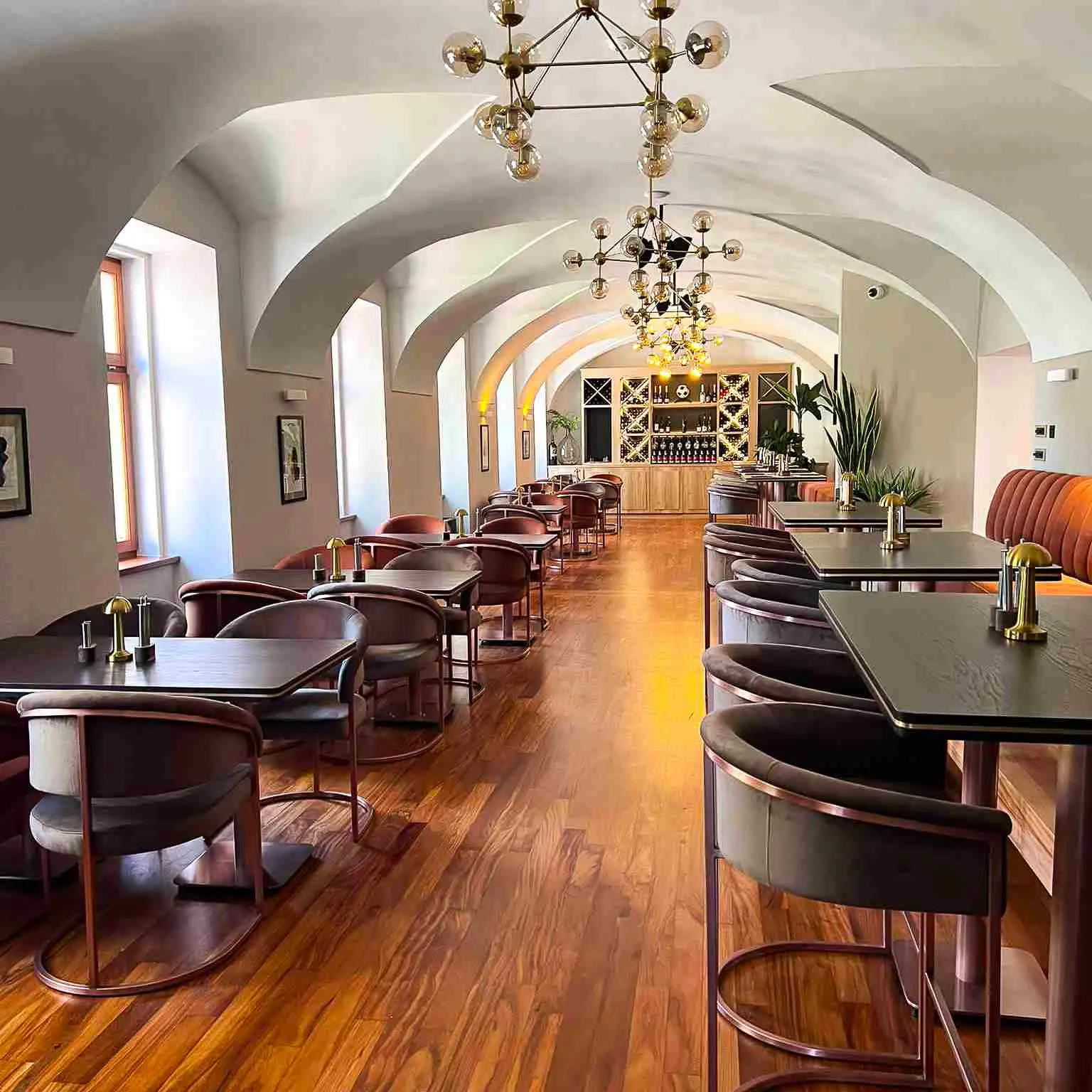 THE FAMILY RESTAURANT CROATIA - Leta Chair - Horeca Project ️